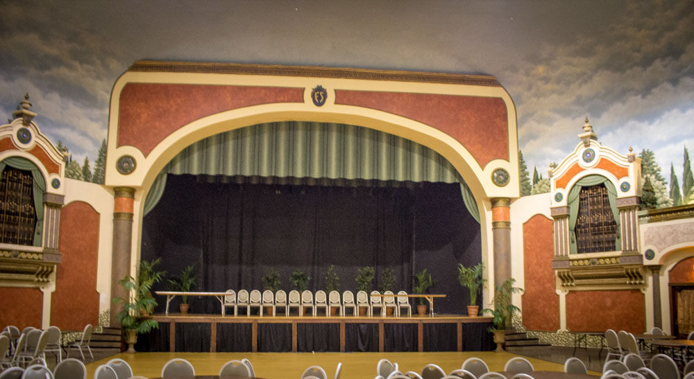 Surprises around every corner at Indianapolis's Fountain Square Theatre ...