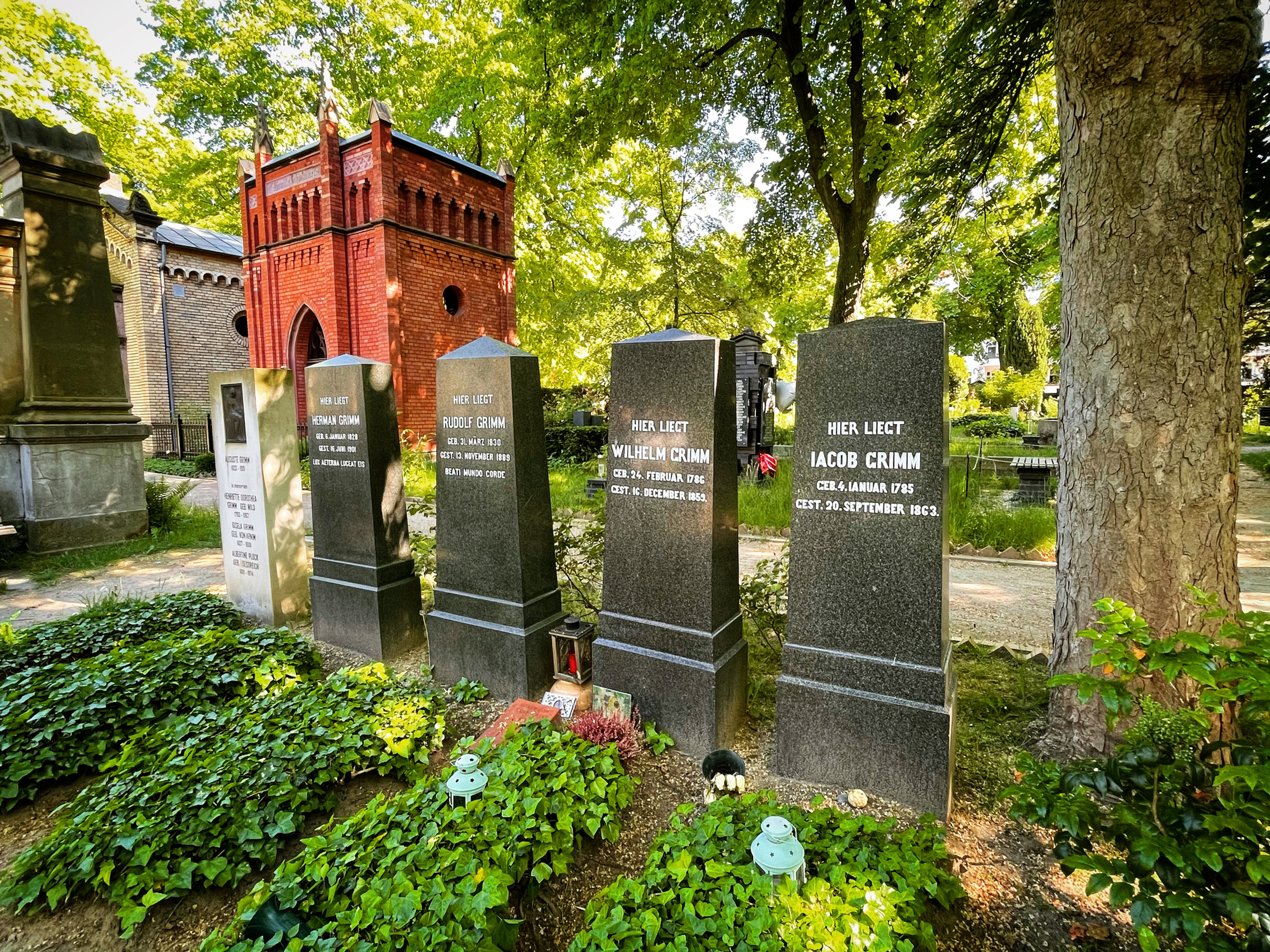 Berliner Friedhofstouren