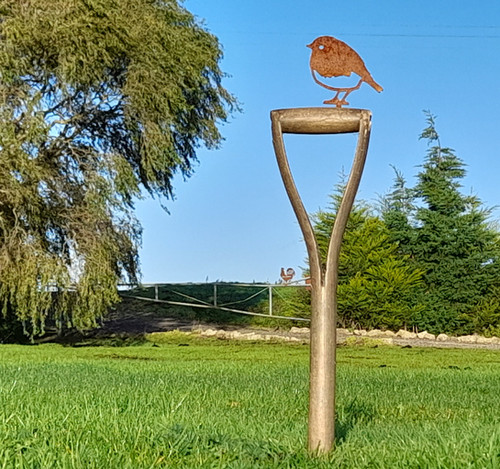 Robin Spade Handle Decoration - Make you own sculpture | Rusty Rooster