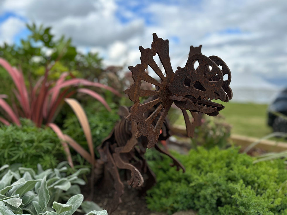 SCULPTURES | Rusty Rooster 2/2