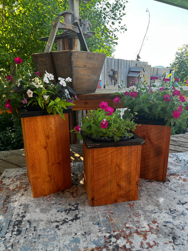 Custom Wood Planters | Gardenmontana