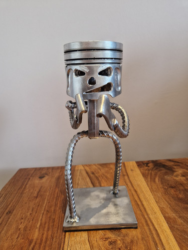 Piston boxer | Bespoke Retrocraft