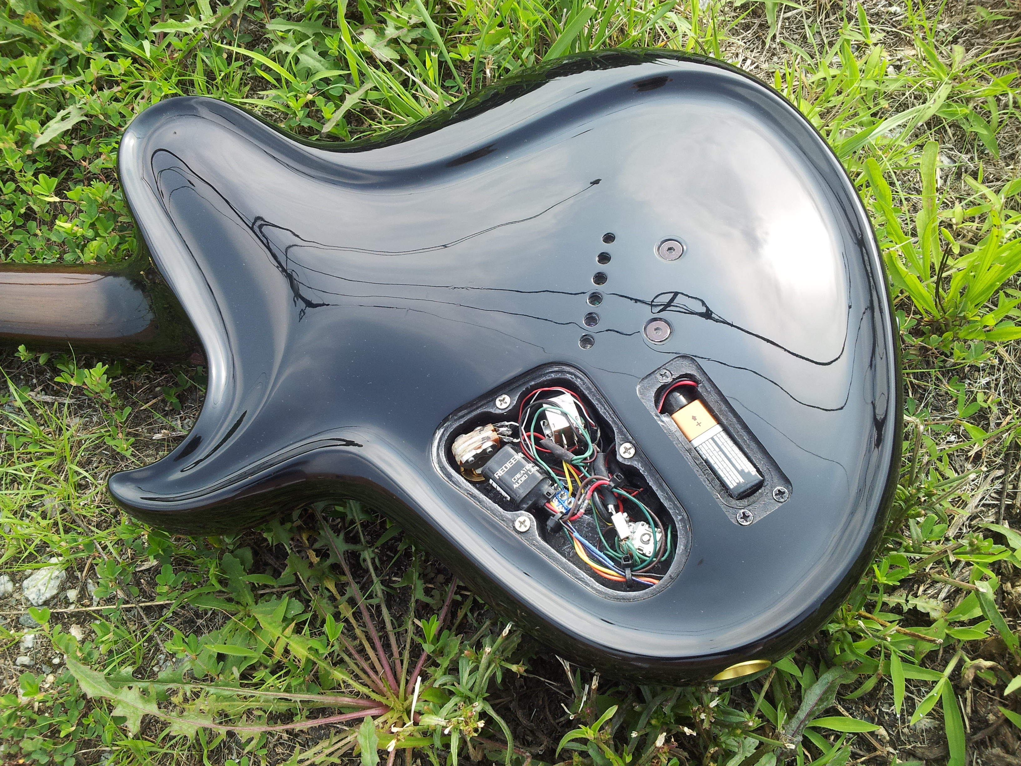 Redeemer clean buffer circuit for guitar and bass