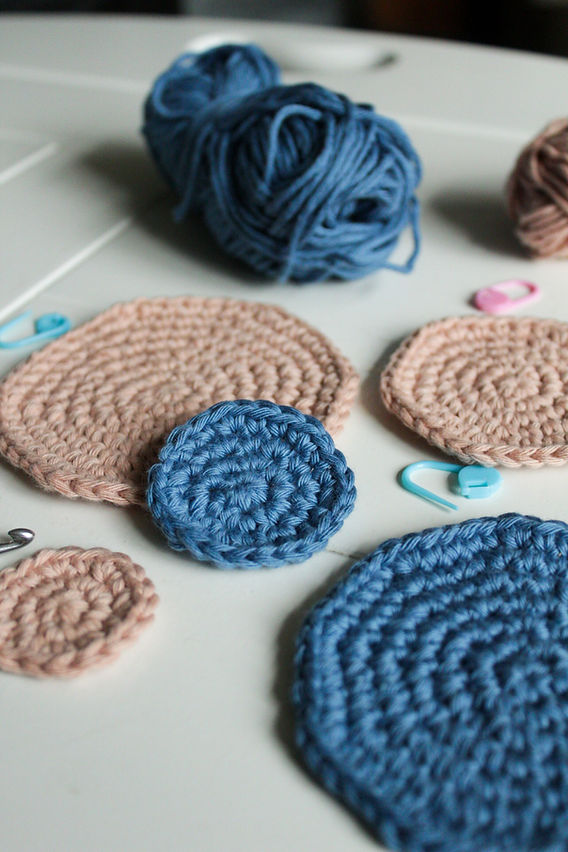 crochet flat circle