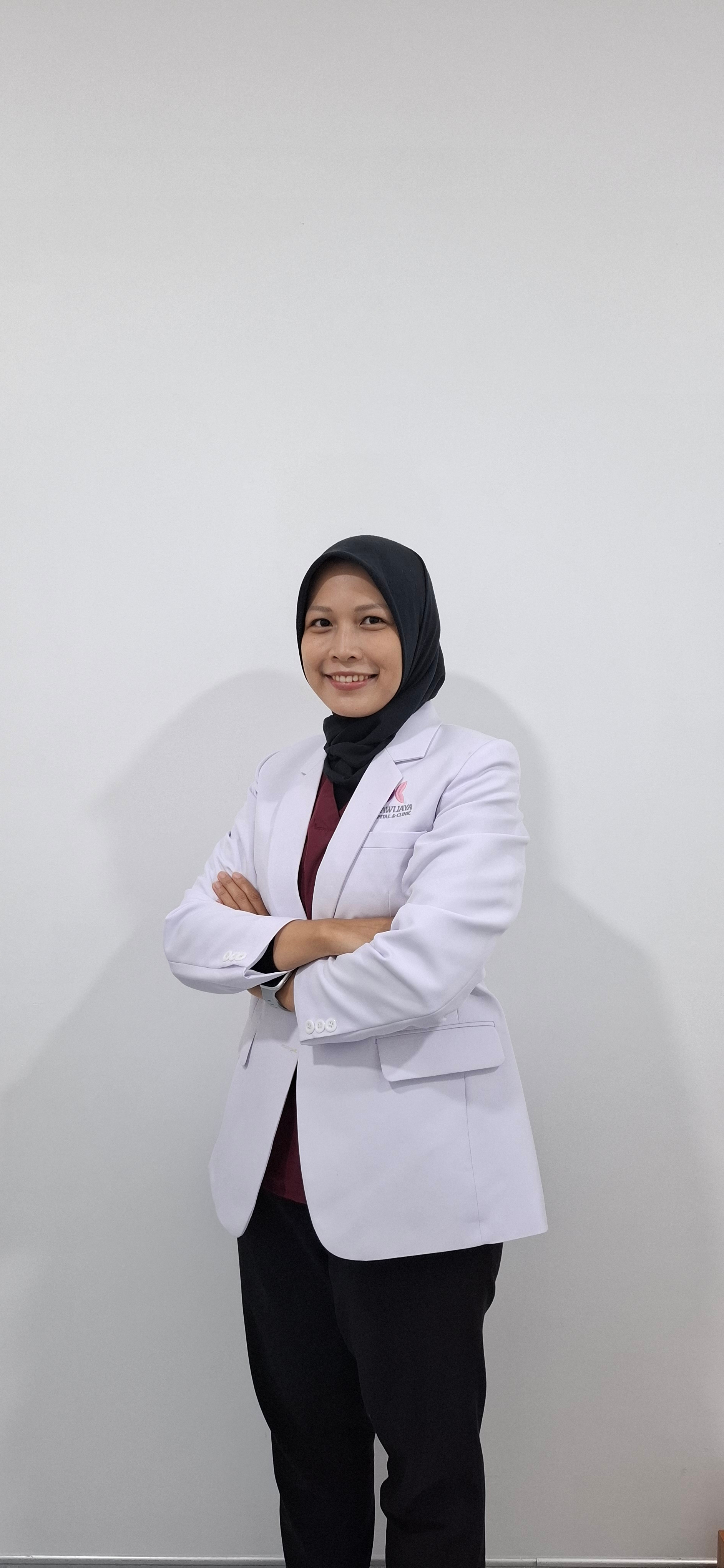 dr. Rhea Putri Ulima, Sp. B - Spesialis Bedah Umum