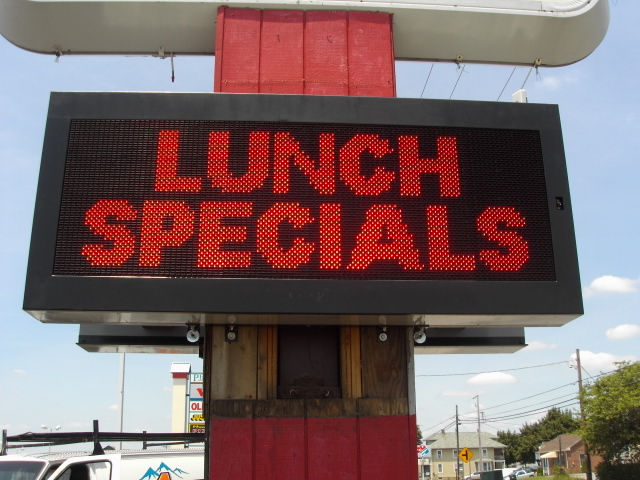 Electronic Message Boards | alpinesign