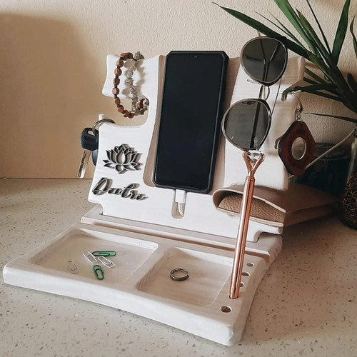 Personalized Docking Station (Feminine) | onedarwoodwork