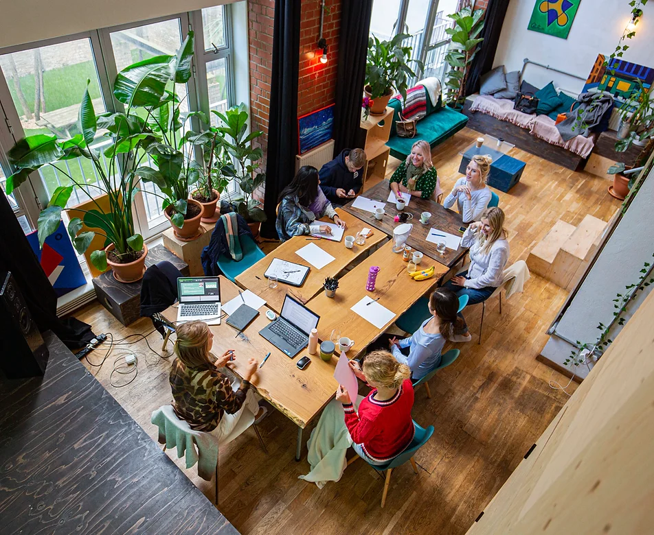 Art Day Class | Explore pencil, oil pastel & watercolours in this ...