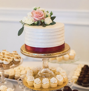Cookies Cakes and Crumbs: Custom Cakes and Treats - Columbia SC