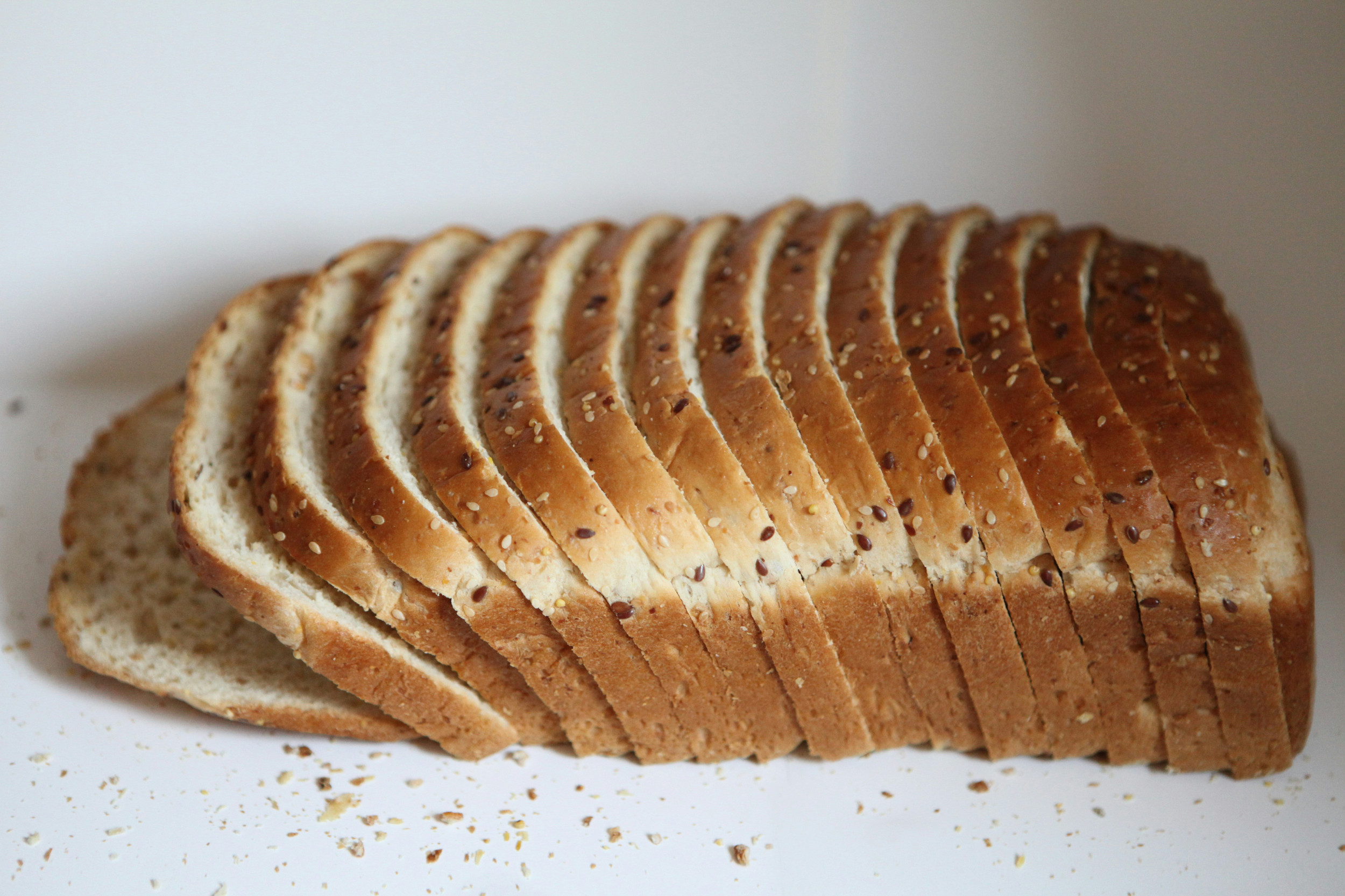 How to Read Bread Labels: A Simple Guide to Choosing Safer Bread
