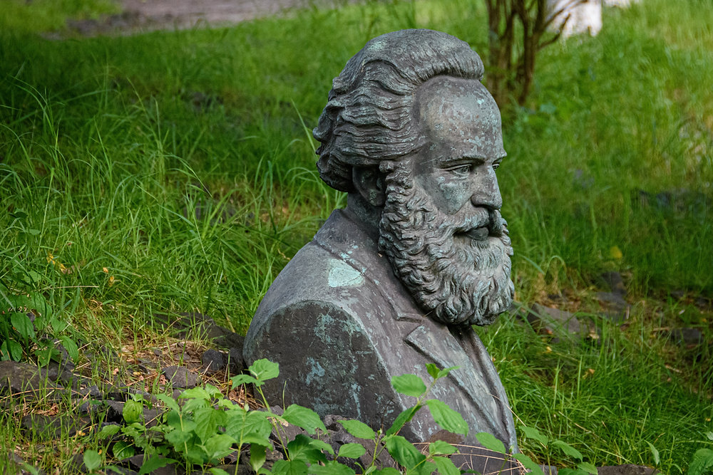 Grüner Kapitalismus: Was wir von Karl Marx und Steve Jobs lernen können