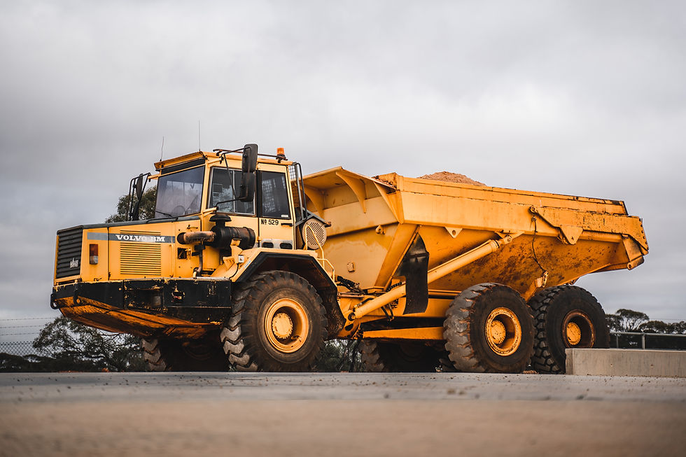 The Difference between Rigid and Articulated Dump Trucks