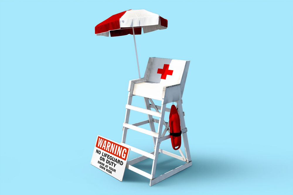 The Pros and Cons of Being a Country Club Lifeguard
