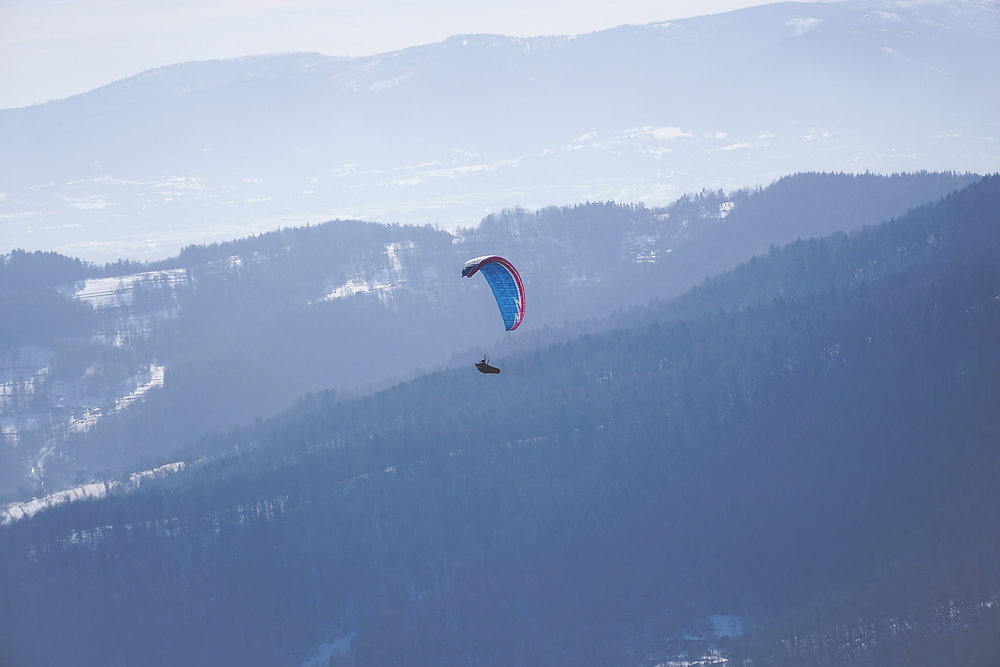Is Paragliding Safe? 8 Safety Tips For Your Next Flight